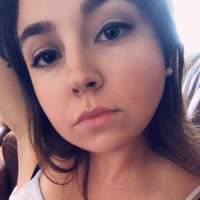 Emily Howlettのコーディネート一覧 - WEAR