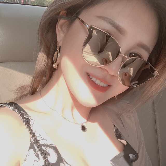 Serena Chengのコーディネート一覧 - WEAR